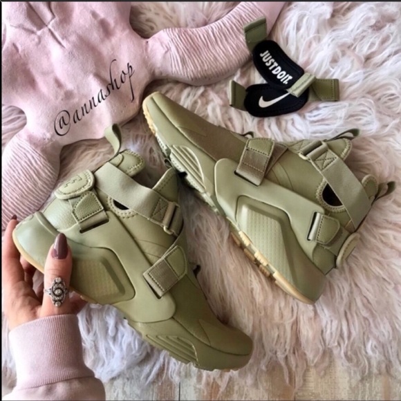 Nike | Shoes | Nwt Nike Huarache City Rare | Poshmark